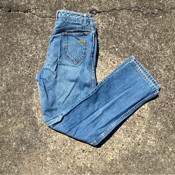 chic | Jeans | Womens Y2k Chic Bootcut Denim Blue Jeans Size 4 Used ...
